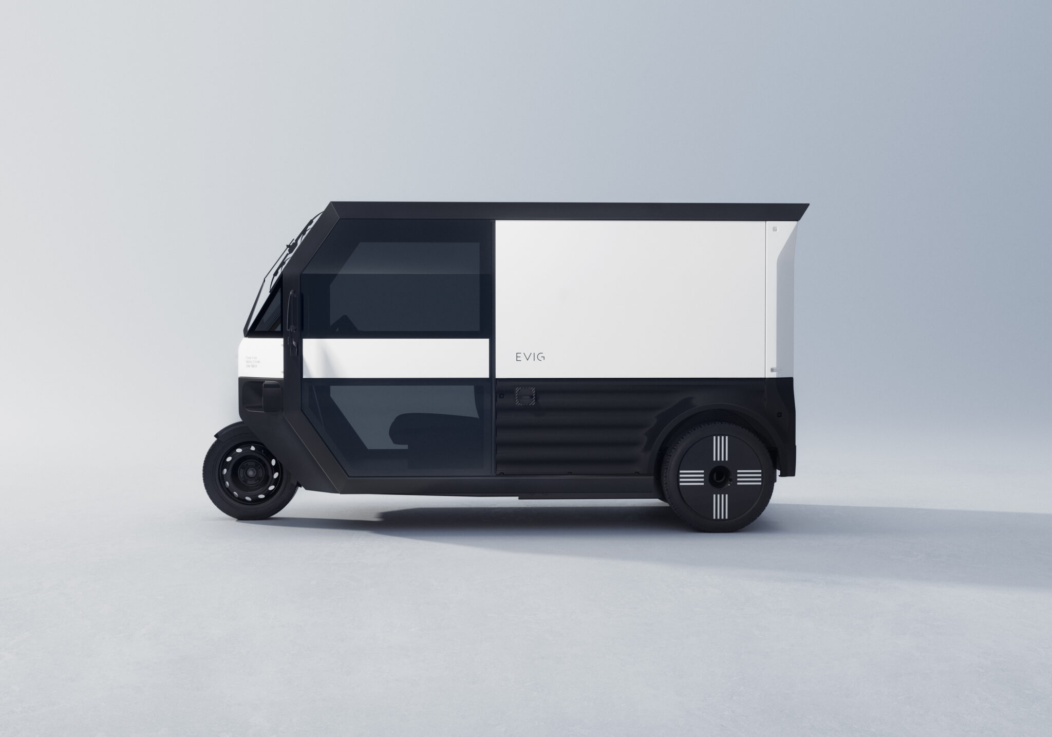 Solar-powered electric delivery van | Clean Motion